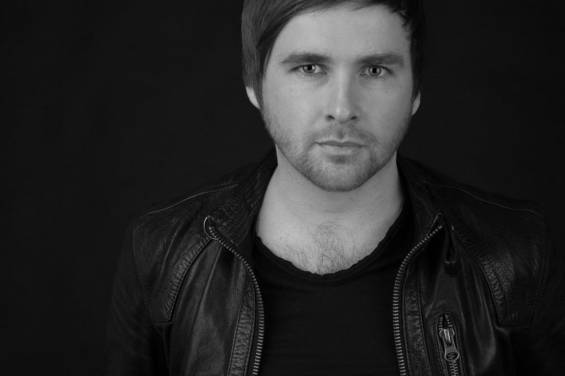 Interview: 5 minutes with Gary Beck – PLAYY. Magazine