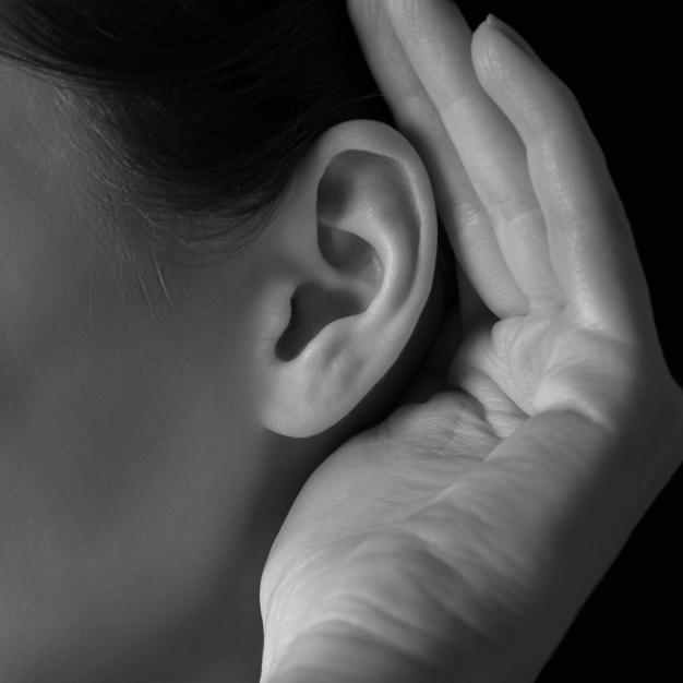 Three UK bloggers go out of their way to promote hearing safety in the ...