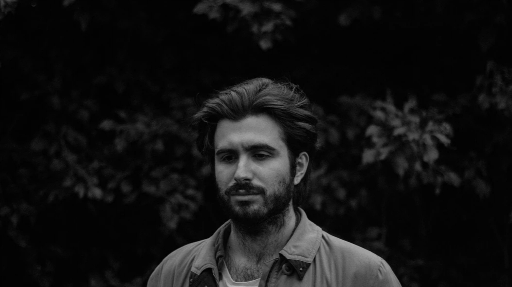 Interview: Five Minutes with Vraell - PLAYY.
