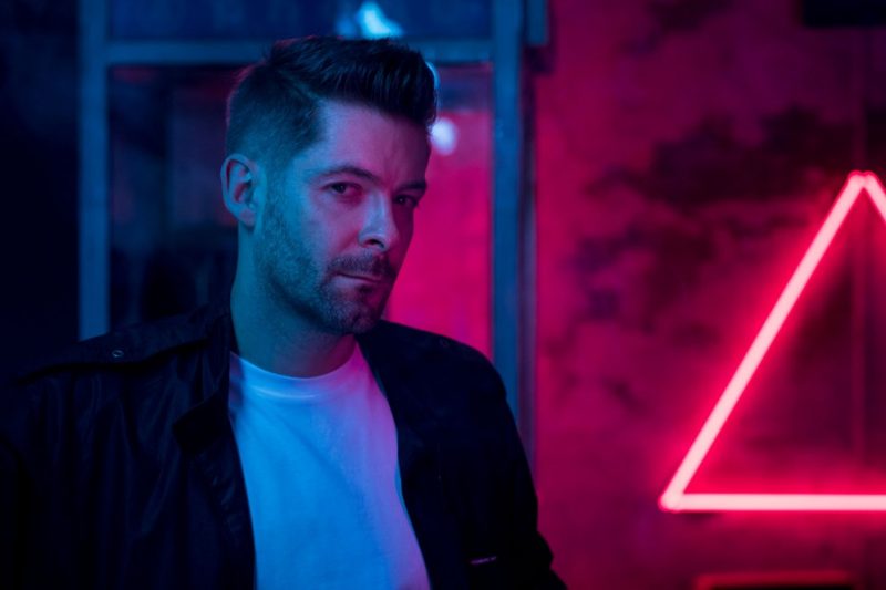 Weekly Roundup: 8 synthwave artists you should have on repeat – PLAYY ...